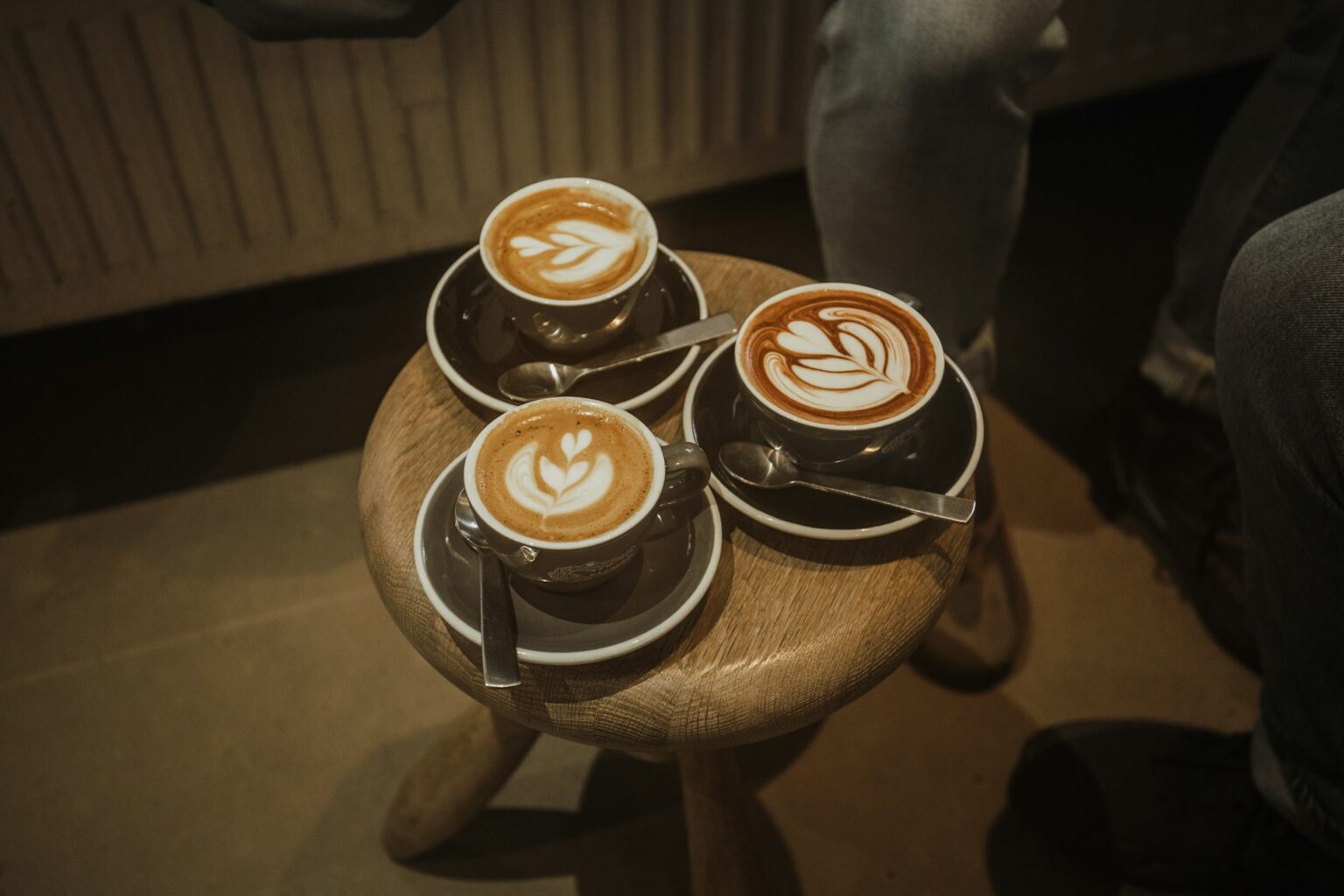 What To Talk About On A First Date: 200 First Date Questions To Ask